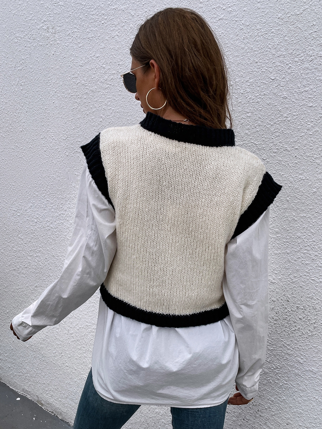 Chaleco de punto con estampado de letra ribete en contraste sin camisa | COCONUT